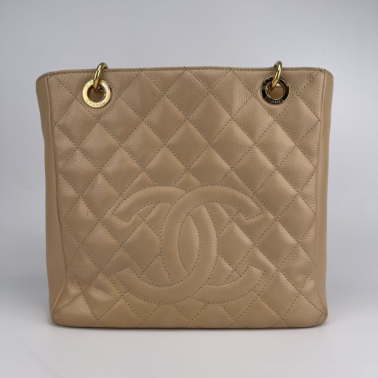 Chanel Latte Leather Tote Bag [Used] – Vintage Velaa