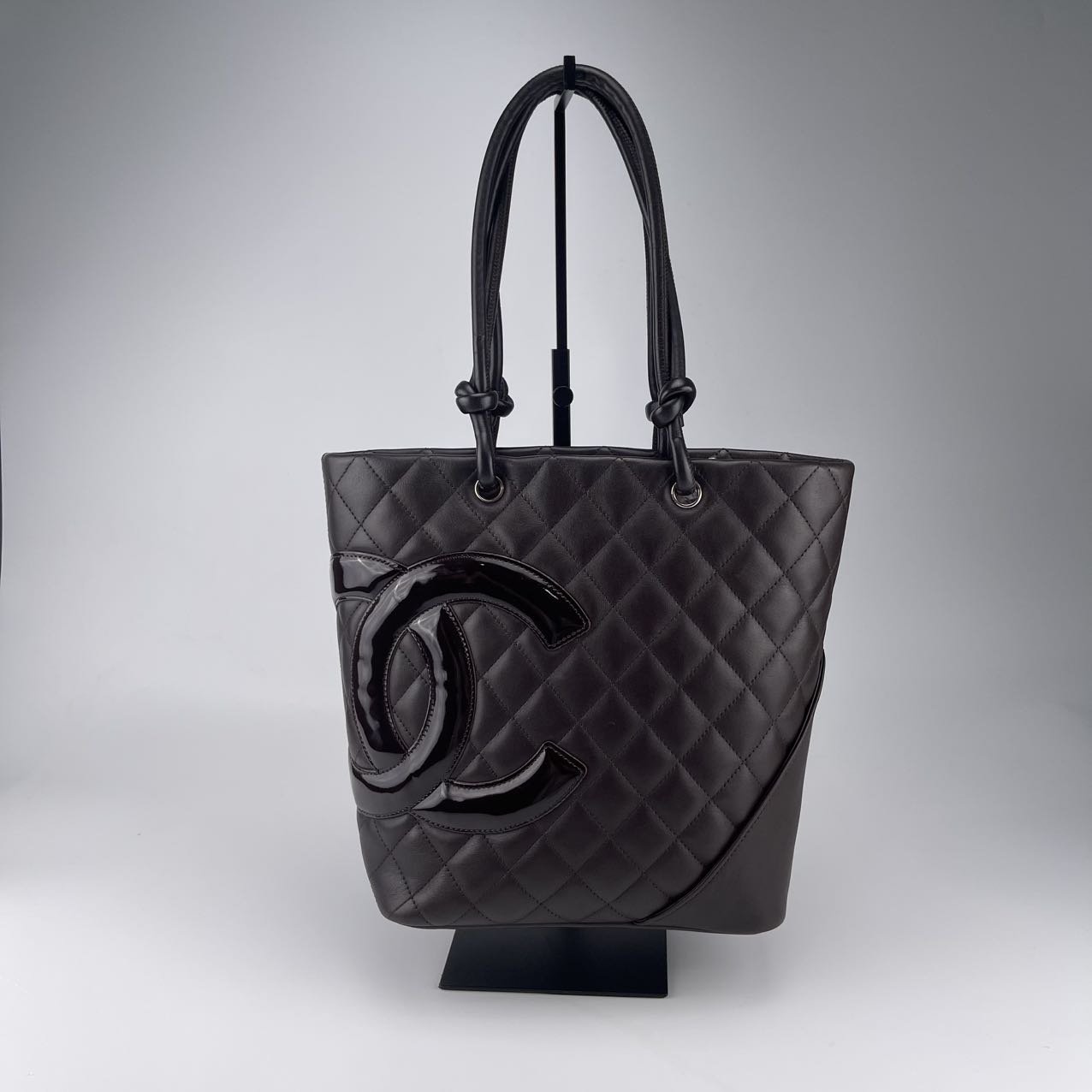 Chanel Chocolate Cambon Tote Bag[Used] – Vintage Velaa