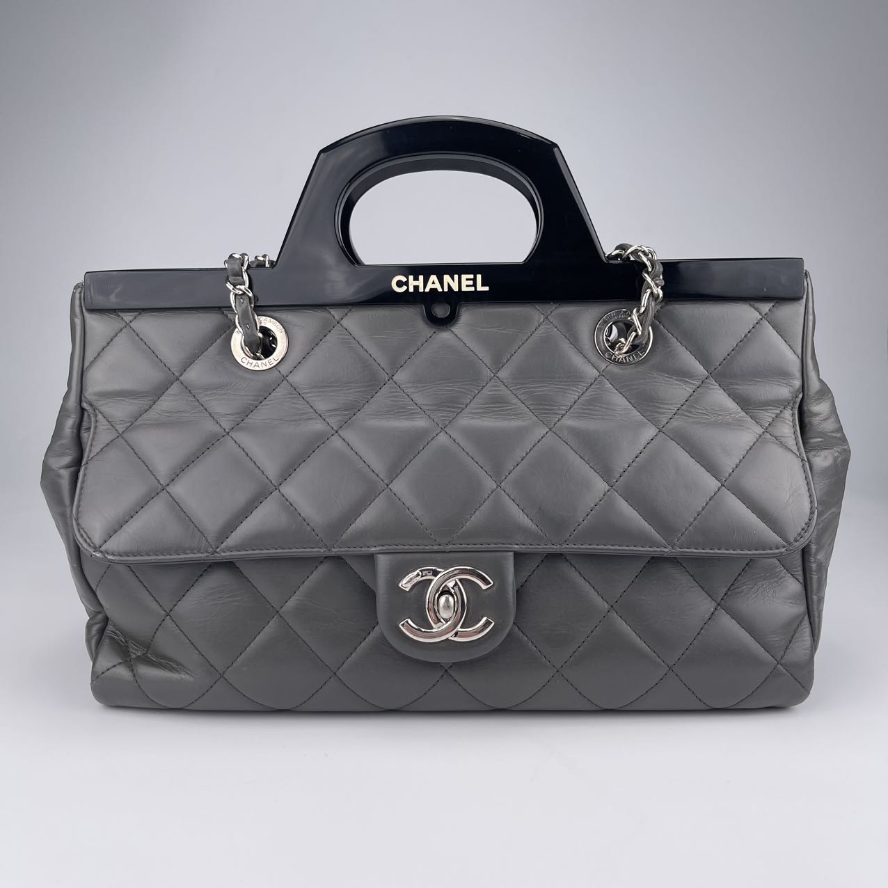 Chanel Matelassé CC Delivery 2-Way Chain Shoulder Bag[Used] – Vintage Velaa