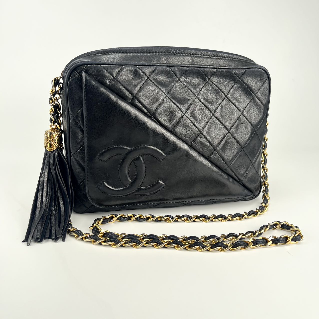Chanel Shoulder Bag[Used] – Vintage Velaa